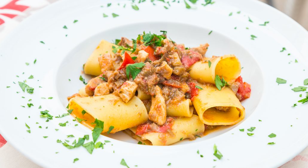 Paccheri con ragù di pesce spada – Iliopesca